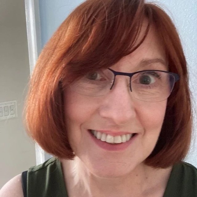 Light Spicy Copper Red Hair Dye Kit | Vesuvius Red 7NCR I Madison Reed