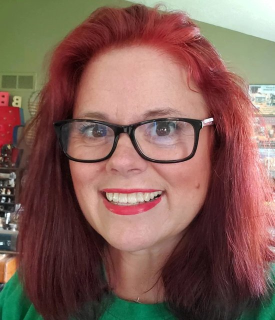 Dark Garnet Red Hair Dye Kit | Rimini Garnet 5RV | Madison Reed